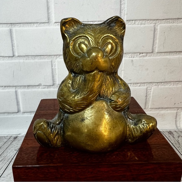 Accents | Vintage Bronze Teddy Bear Statue 4 Honey Hand In Mouth | Poshmark